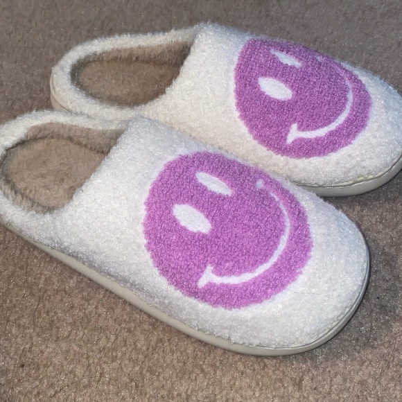 Shoes | New Smiley Face Happy Face Sherpa Womens Slippers | Poshmark